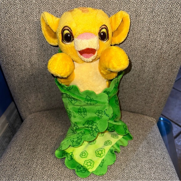 Disney | Toys | Disney Parks Babies Lion King Cub Simba In Green Leaf ...